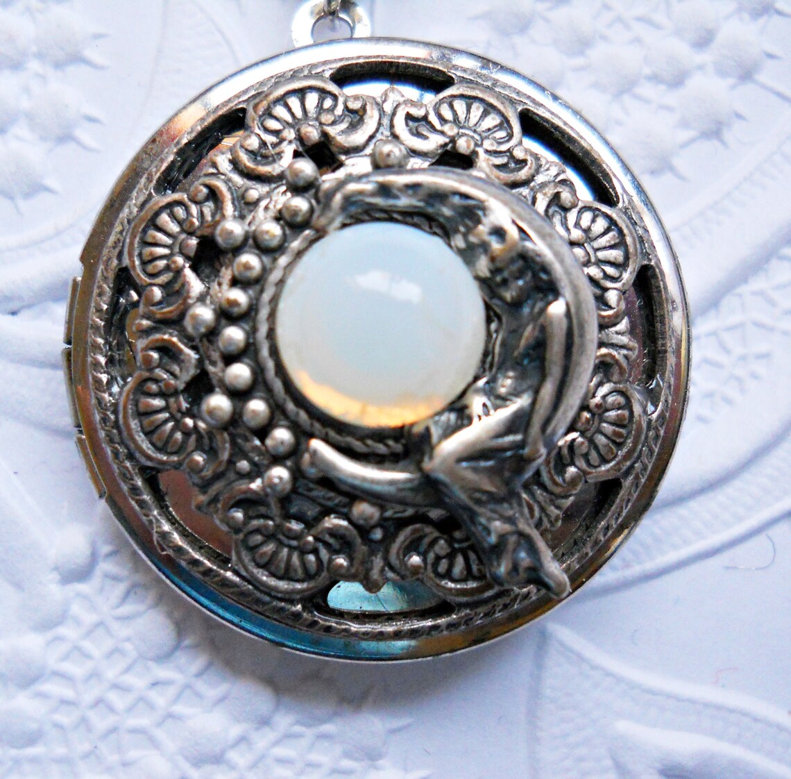 NEW Luna Goddess Locket Moon Locket Silver Moon Locket Moon - Etsy