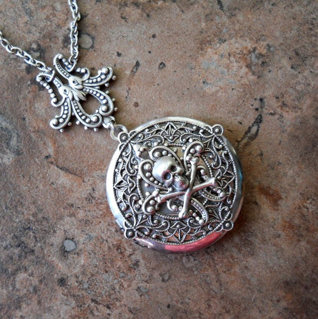Steampunk Neo-victorian Pirate Silver Locket Necklace-skull and ...