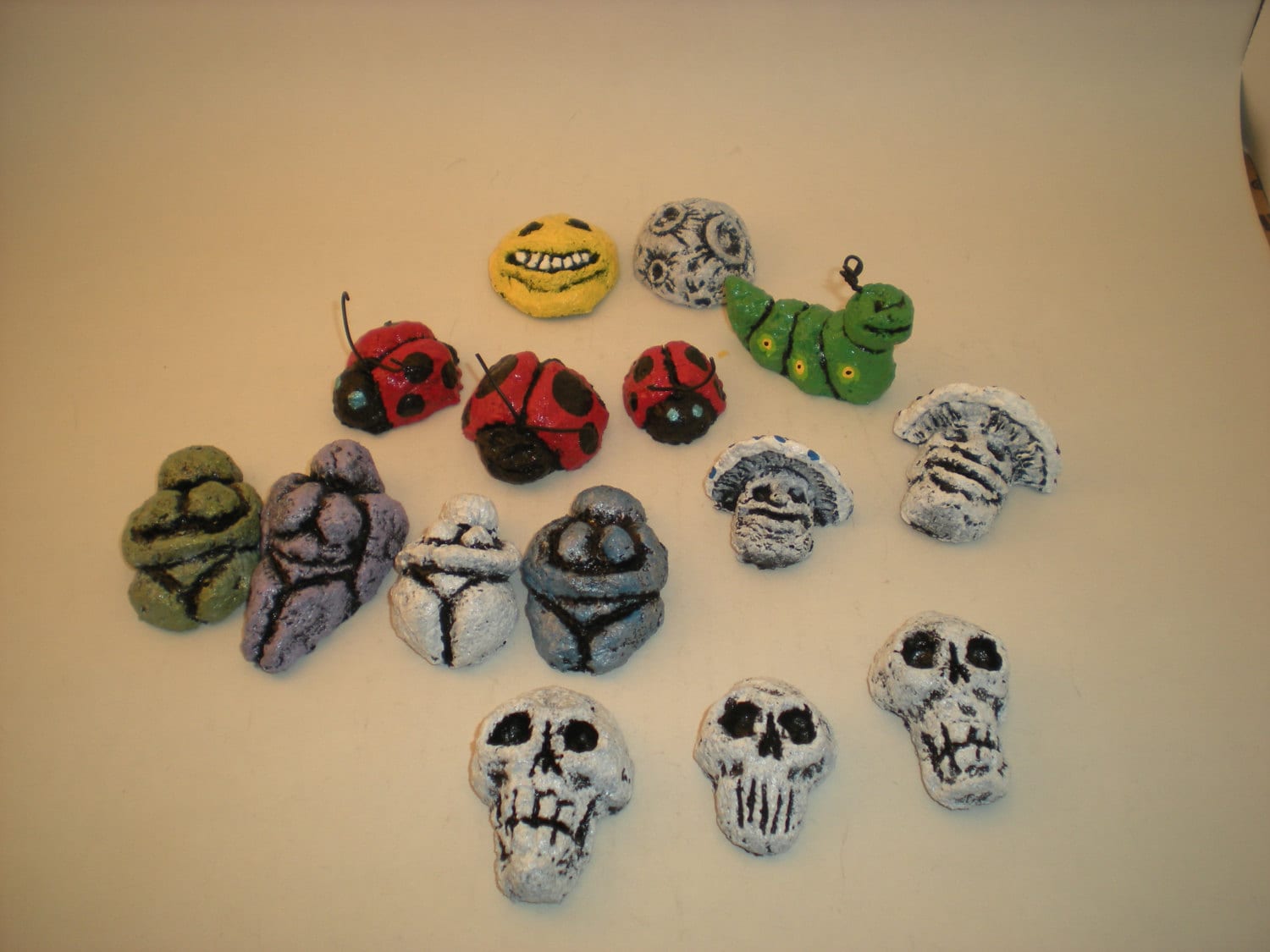 Skull Magnets Hand Recycled Paper Mache Magnets Skull Art Magnets - Etsy UK