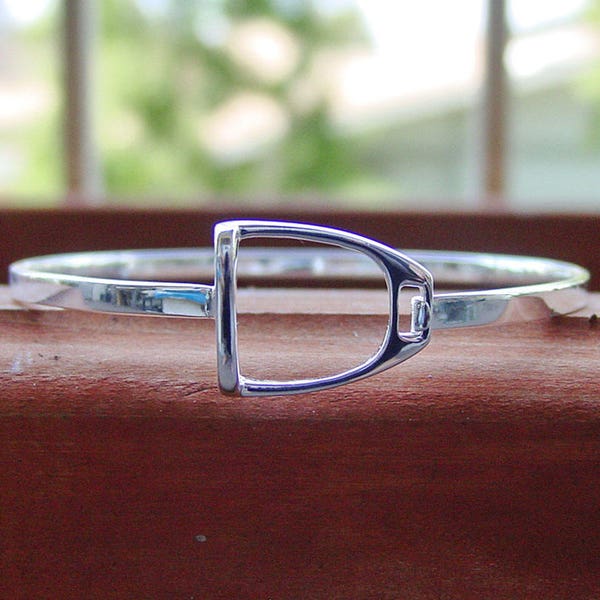 Stirrup Bracelet - Etsy