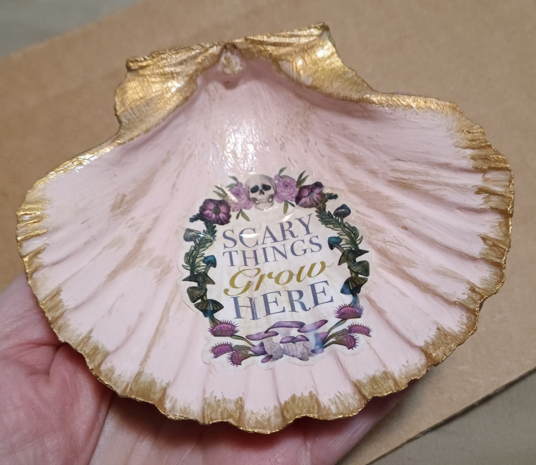 Handmade Seashell Ring Dish – Pastel Goth Skull Decor - Etsy
