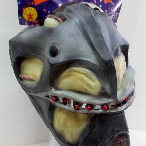 Vintage Halloween Mask Light up Cyborg Alien Commander Rubie's Costume ...