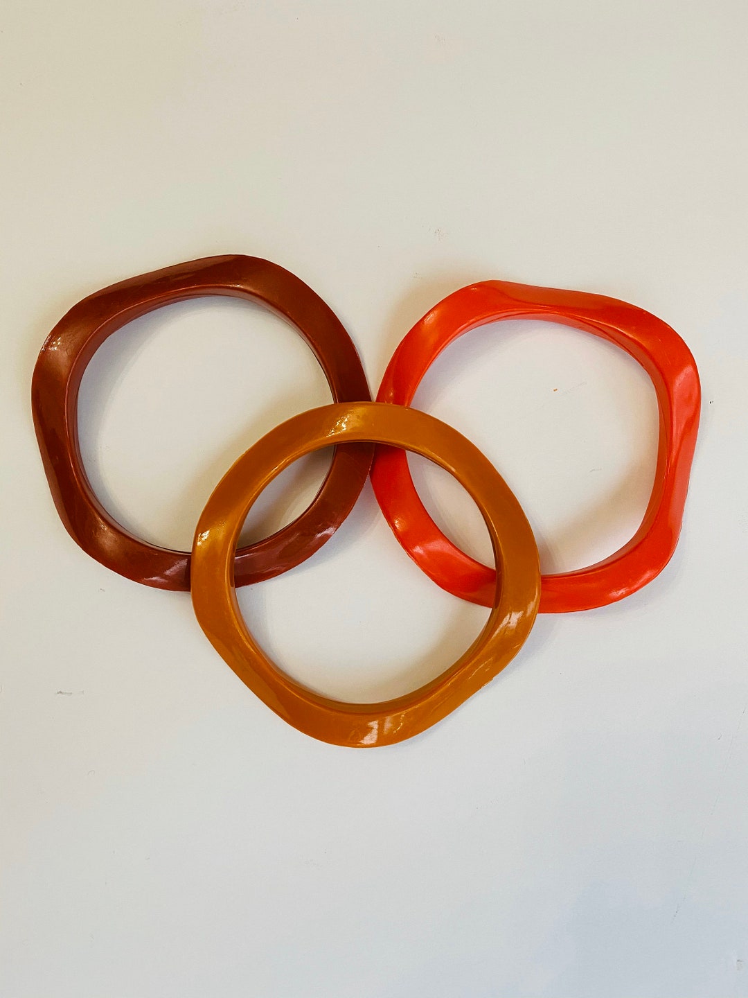 Vintage Plastic Bangle Bracelets Deadstock Wavy Stackable Beach Colors ...