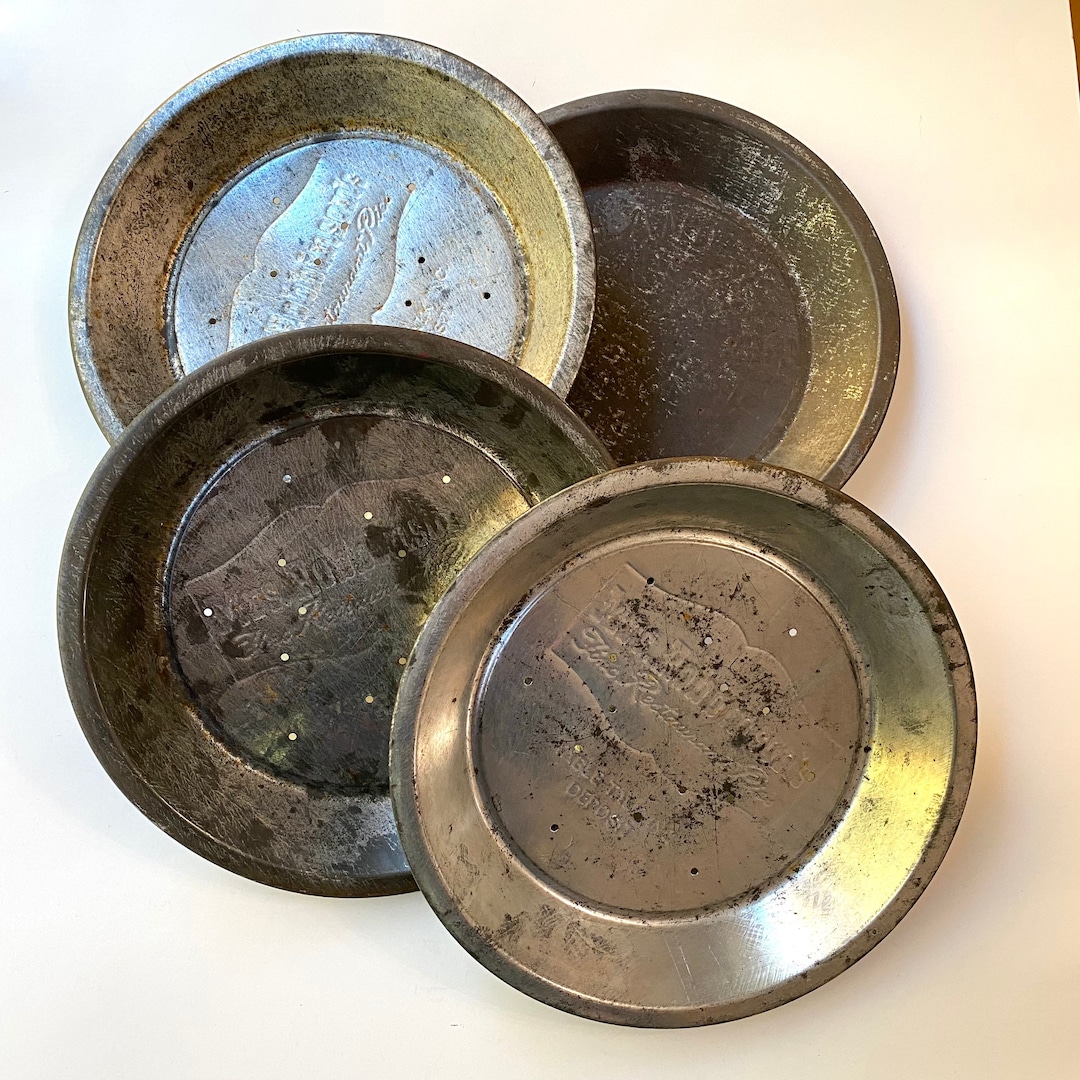 Vintage Pie Tin Plate 9 Inch Round Pie Pan Table Talk New England Flaky ...