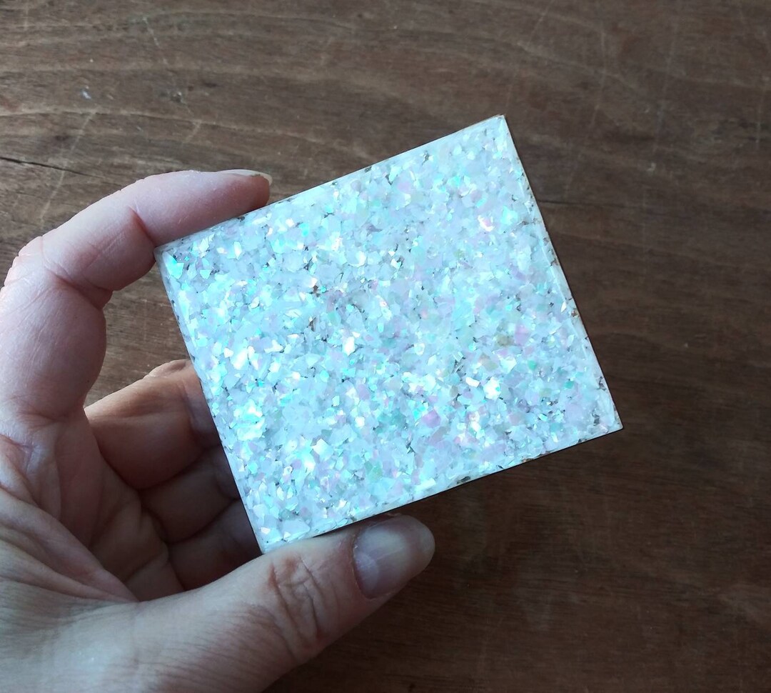 Vintage Confetti Mica Lucite Powder Compact White W Gold Metal Mirror ...