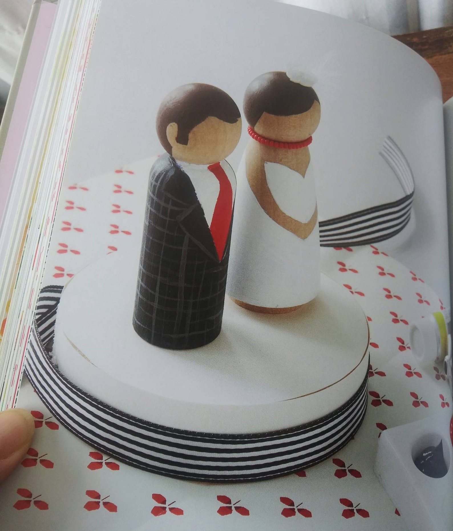 Handmade Weddings Craft Book DIY Wedding Party Crafts Retro Romantic ...