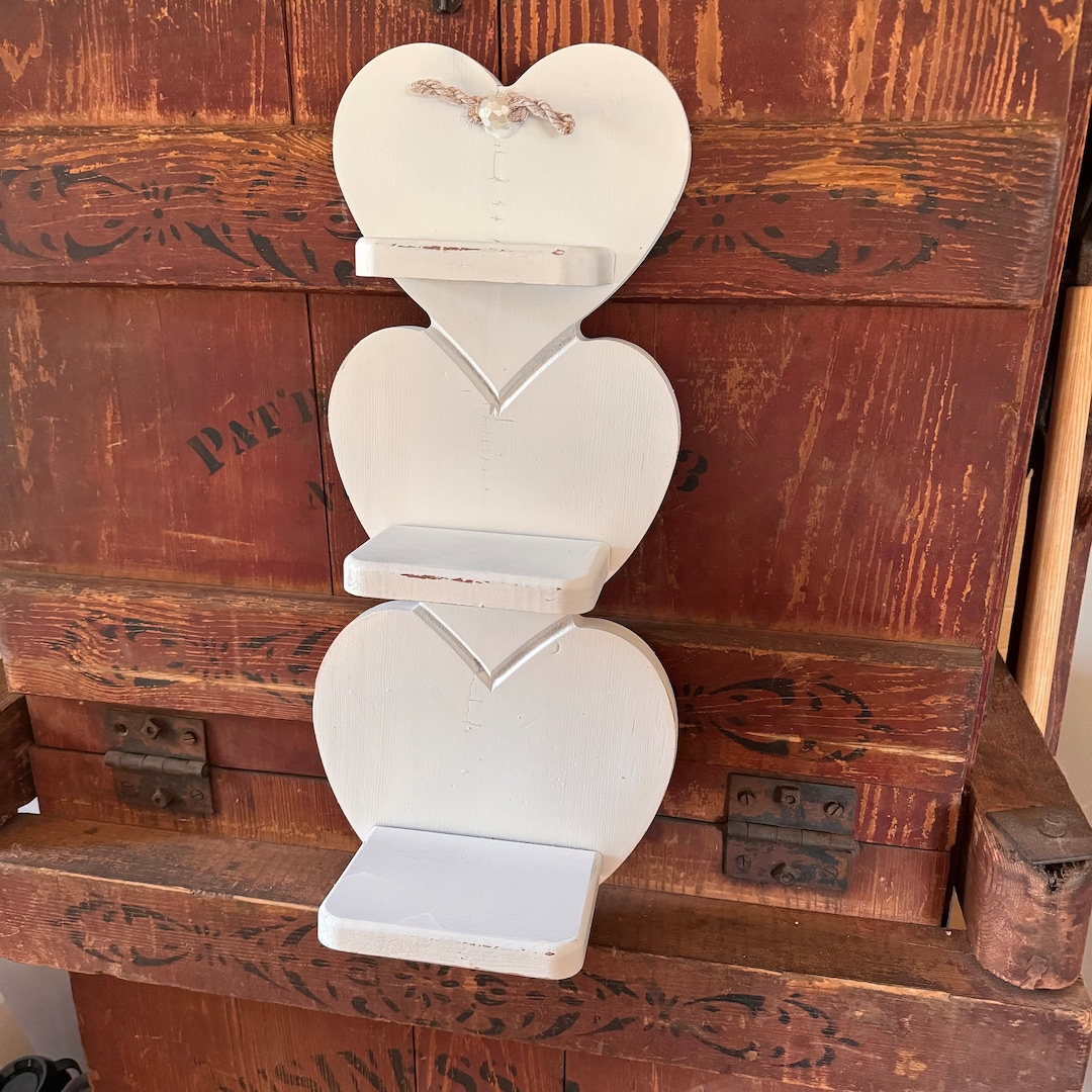 Vintage Farmhouse Rustic Wood Heart Shelf Painted 3 Tier Wall Shelf ...