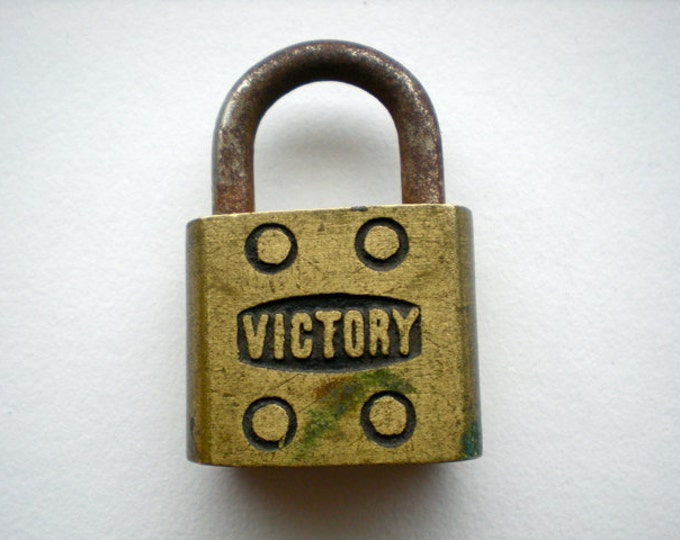 Vintage Brass Victory Padlock Lock (E) - Etsy