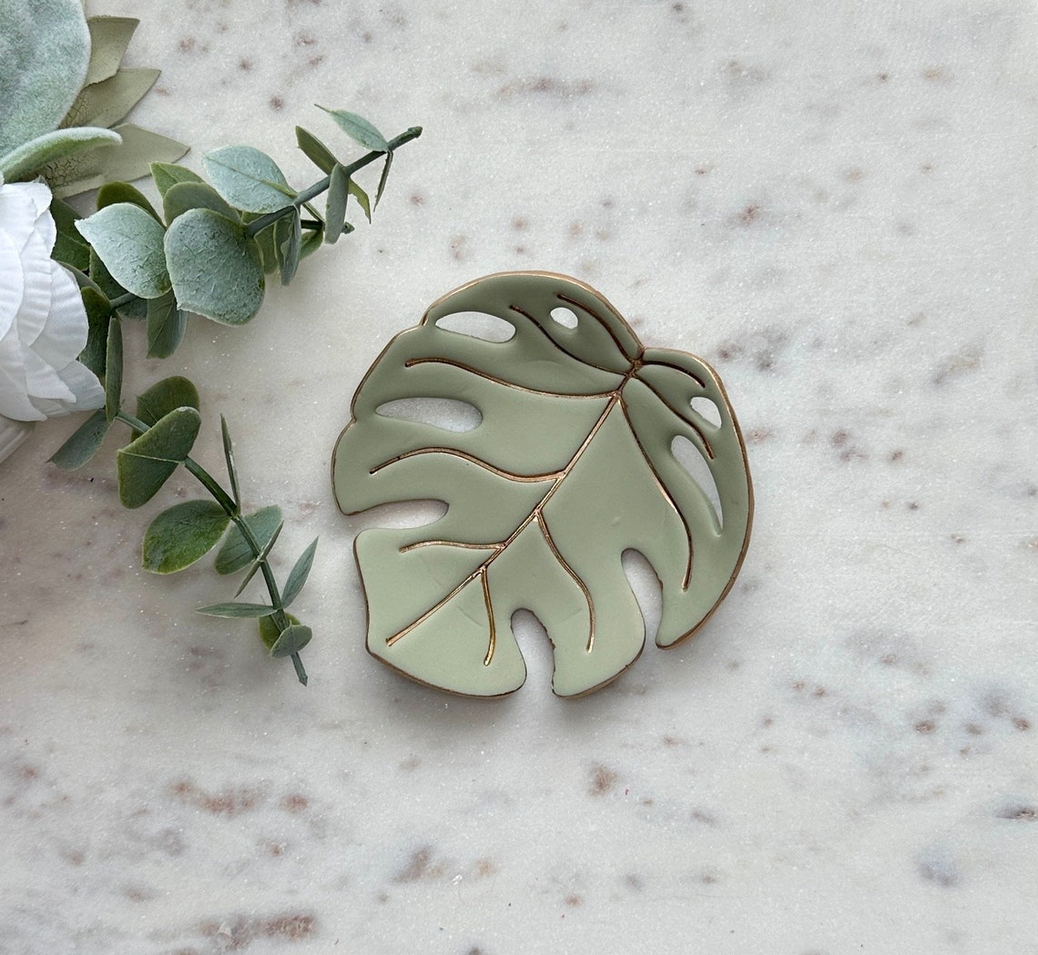 Monstera Leaf Trinket Tray - Monstera Leaf Ring Dish - Monstera Gold ...