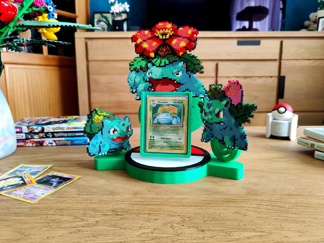 Bulbasaur / Ivysaur / Venusaur Display Stand - Pokémon TCG Trading Card ...
