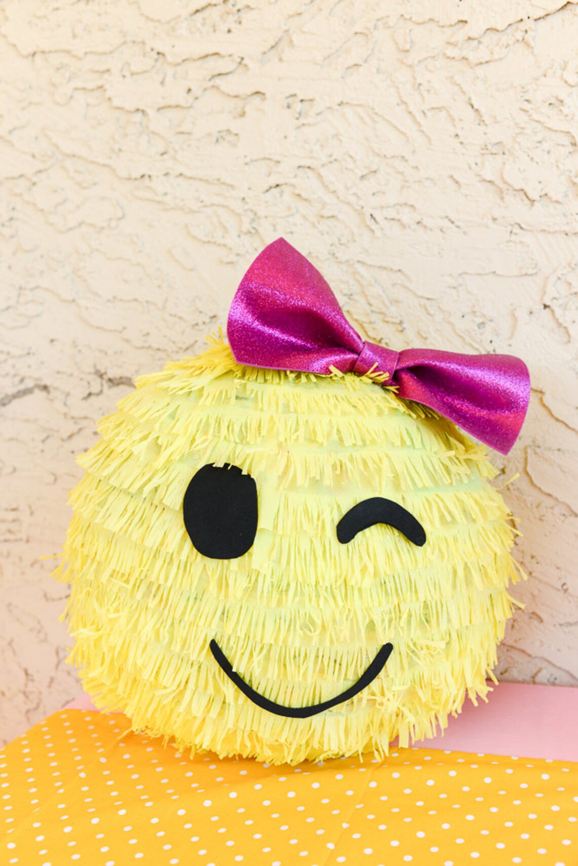 Emoji Pinata Emoji Party Smiley Face Girl Emoji - Etsy