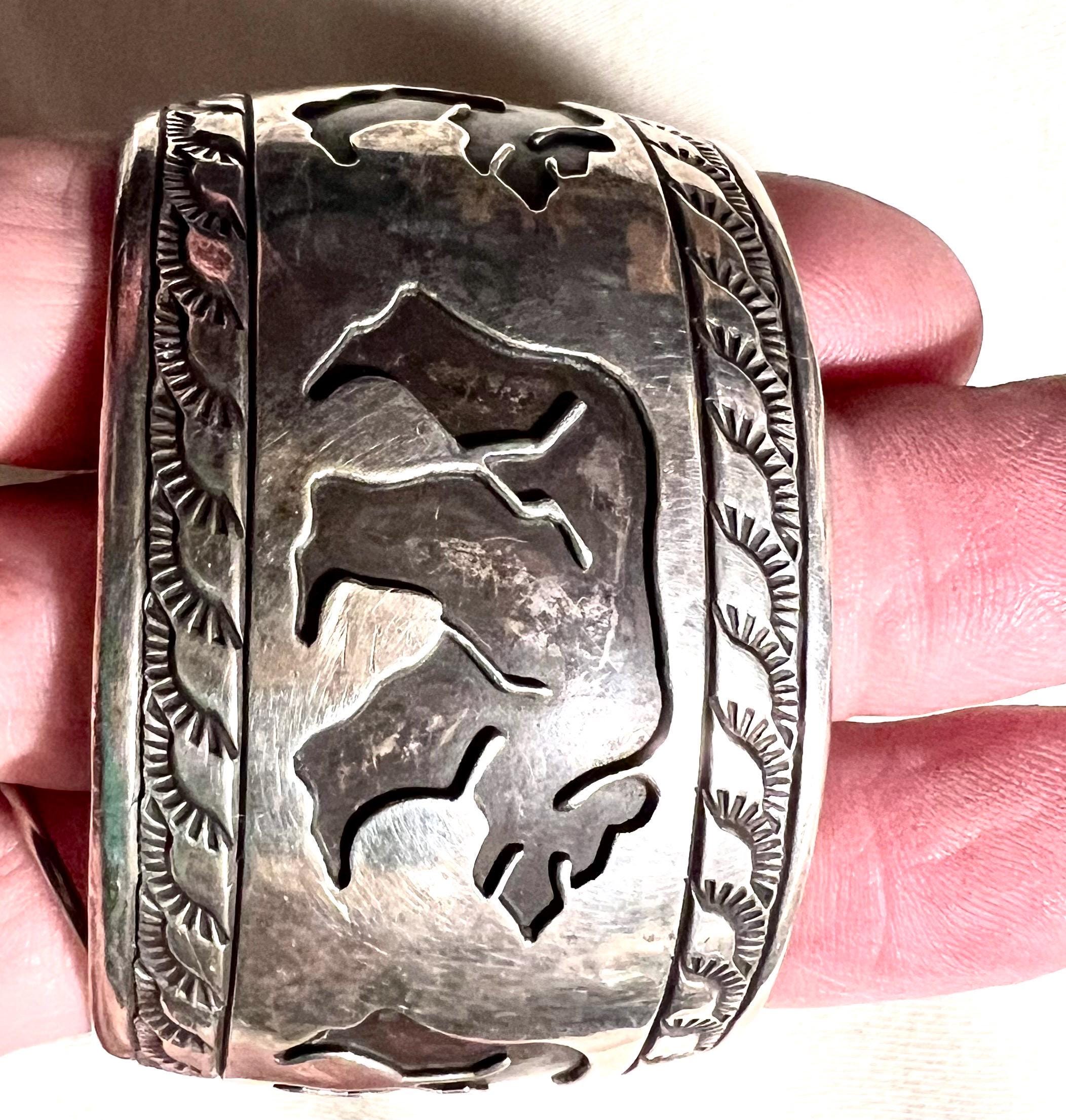 Roscoe Scott Navajo Native American Overlay Cuff Bracelet 3 Legged Bear ...