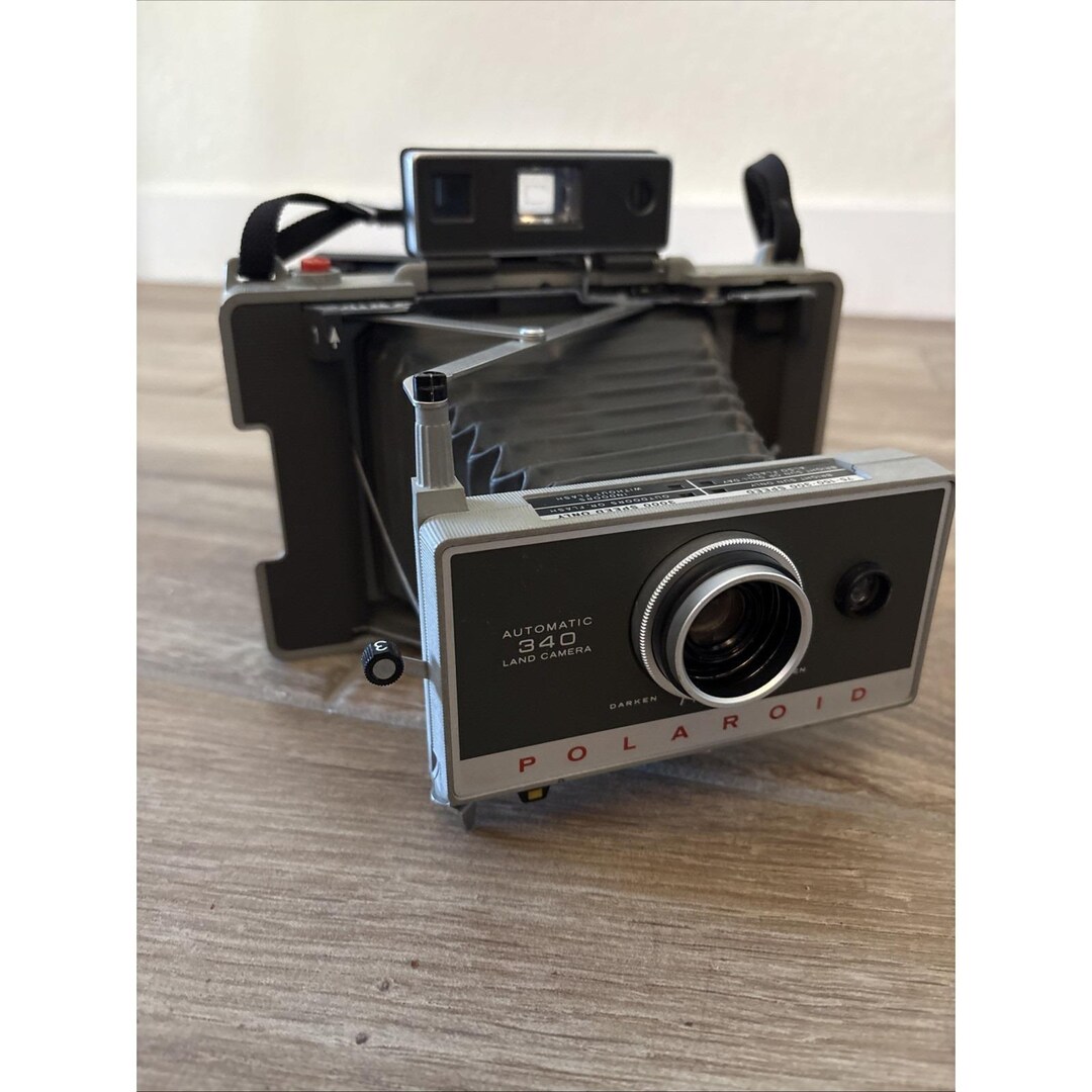 Vintage Polaroid Automatic 330 Land Camera Untested 1969-1971 Shutter ...