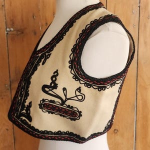 Vintage Romanian Vest Embroidered Wool Felt Folk Costume Traditional ...