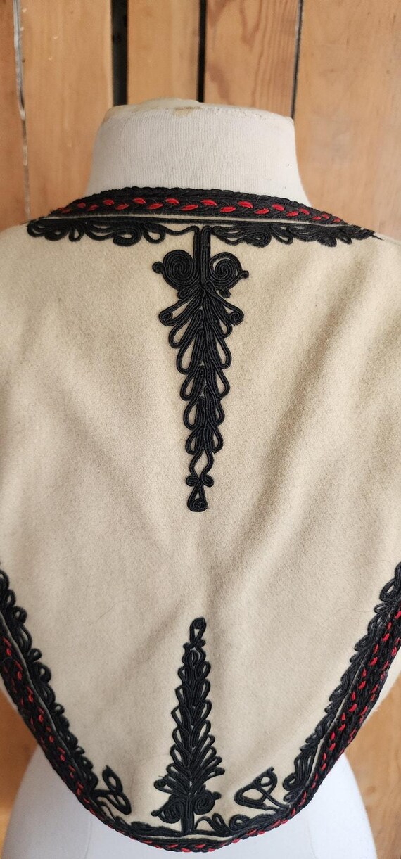 Vintage Romanian Vest Embroidered Wool Felt Folk Cost… - Gem