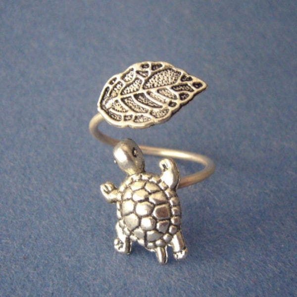 Turtle Toe Ring - Etsy
