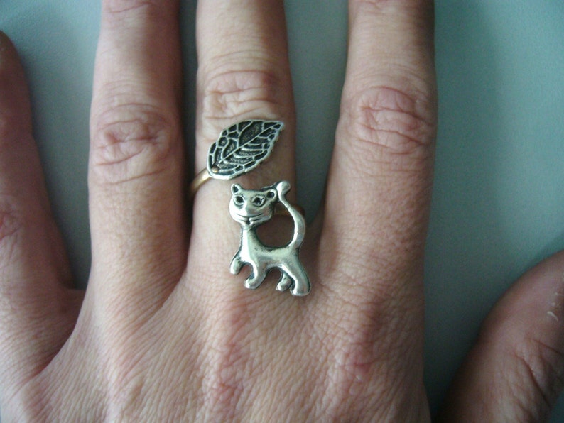 Cat Ring With a Leaf Wrap Style Adjustable Ring Animal Ring - Etsy