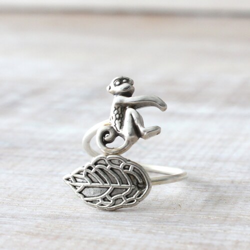 Monkey Ring With a Leaf Adjustable Ring Animal Ring Silver - Etsy