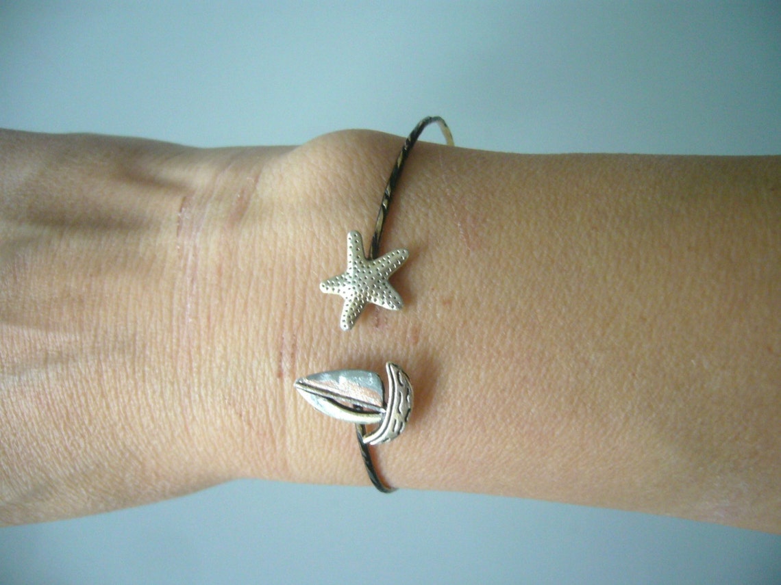 Shell and Boat Delicate Bracelet Wrap Shell Jewelery. Nautical Bracelet ...