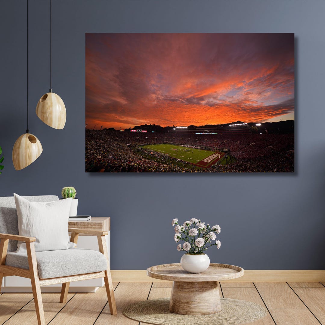 Rose Bowl Stadium Sunset Photo – Oregon Vs Wisconsin 2020 Game With ...