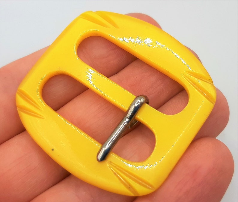 Pair Yellow Art Deco Buckles... C.1950s Plastic Sliders - Etsy