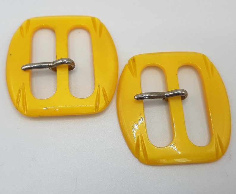 Pair Yellow Art Deco Buckles... C.1950s Plastic Sliders - Etsy