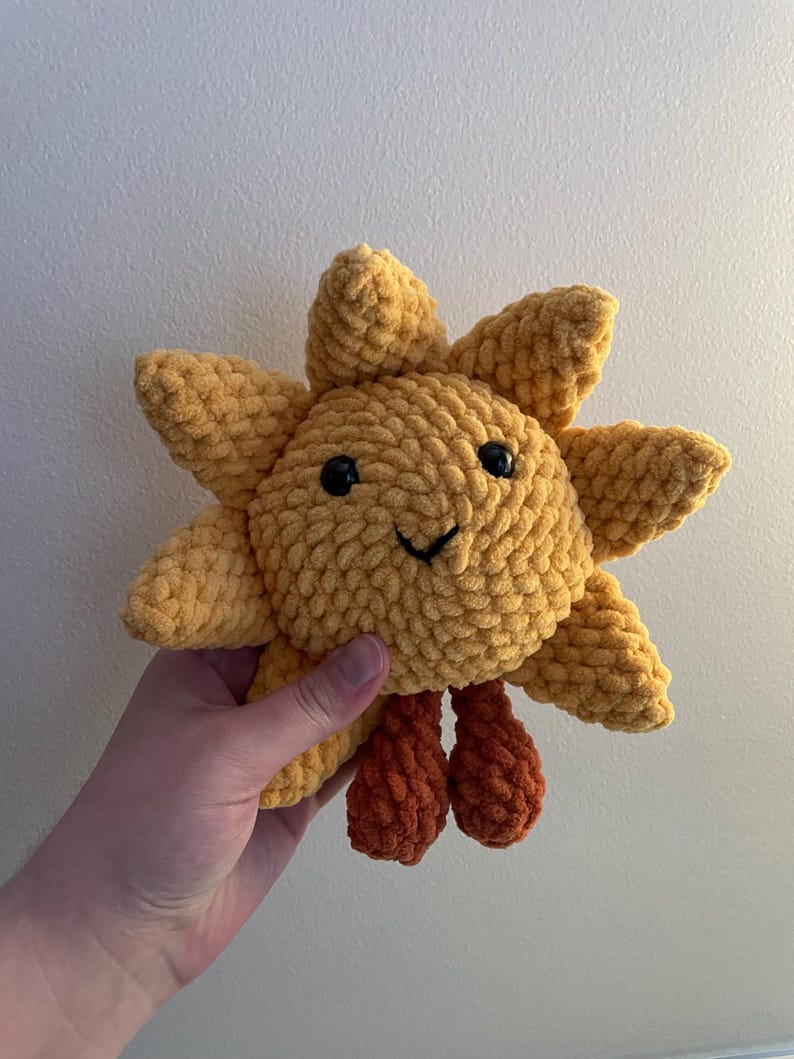 Sun Buddy Crochet Plush / Stuffie / Plushie / Amigurimi - Etsy