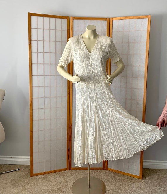 1990s Starina Ivory White Lace Rayon Maxi Crinkle Dre… - Gem