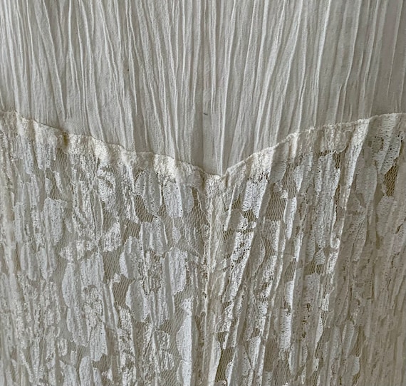 1990s Starina Ivory White Lace Rayon Maxi Crinkle Dre… - Gem