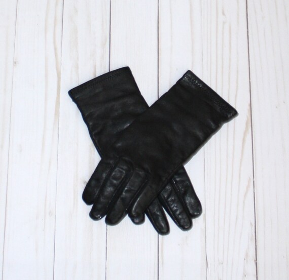 1960s Black Leather Driving Gloves. Vintage 60s 70s F… - Gem
