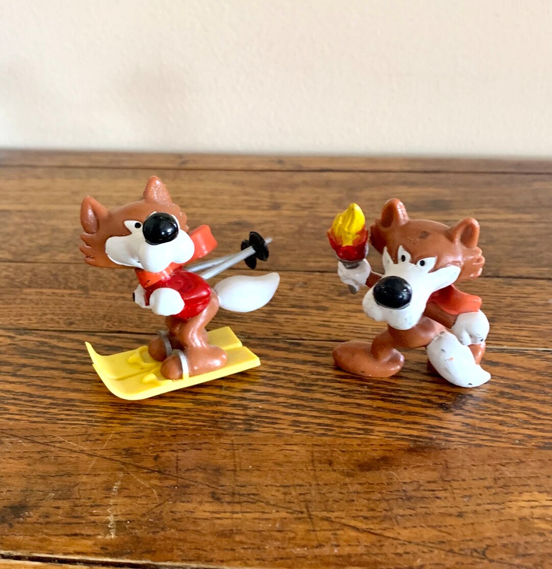 1980s Wile E Coyote Miniature Plastic Toy Figurines . Vintage 80s ...