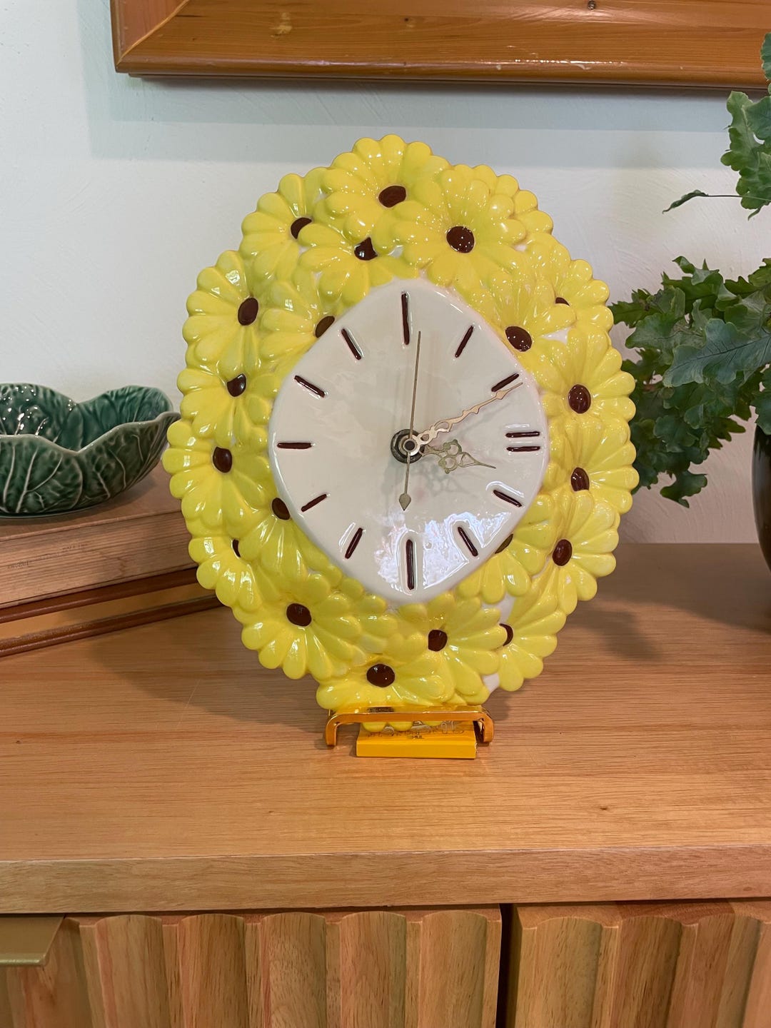 Yellow Daisy Flower Ceramic Wall Clock, Works, Hand Painted, Kitschy ...