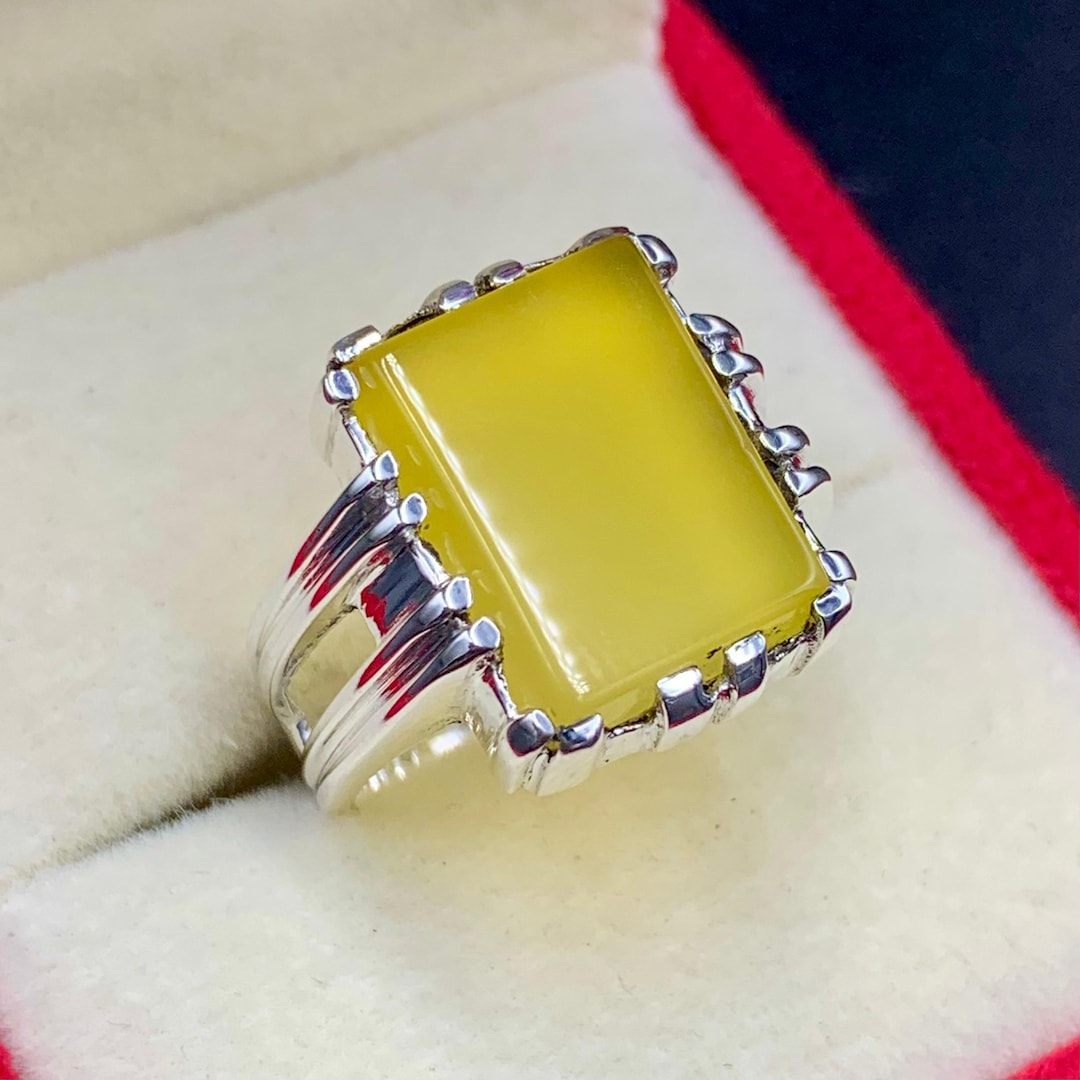 Handcrafted Yemeni Aqeeq Ring for Men, Sharf Al Shams Natural Agate ...