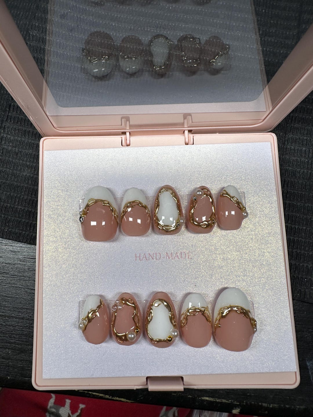 Classy Press on Nails| Olive Nail Designs | Almond Press on Nails ...