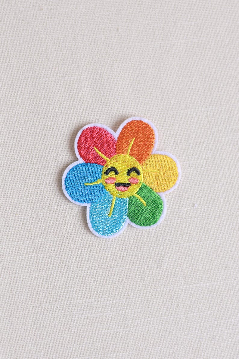 Smiley Face Flower Patches – Chenille Iron on Appliques for Clothes ...