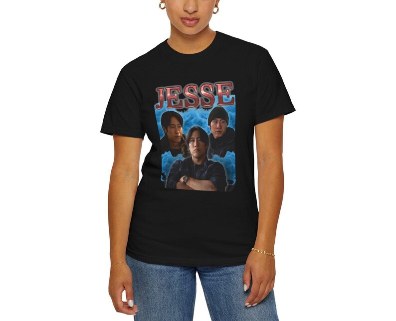 Jesse the Last of Us Shirt - Blue Smoke Edition, Young Mazino Fan Art ...