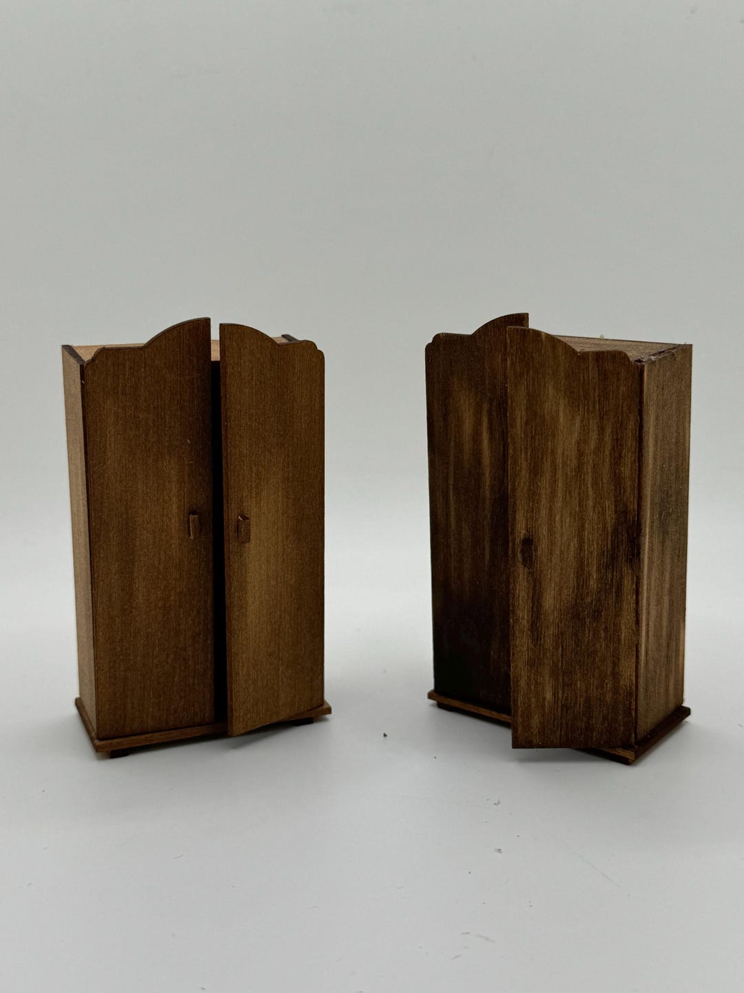 DOLLS HOUSE MINIATURES - 1/24th / 1:24th / Half Inch Scale - Wardrobe ...