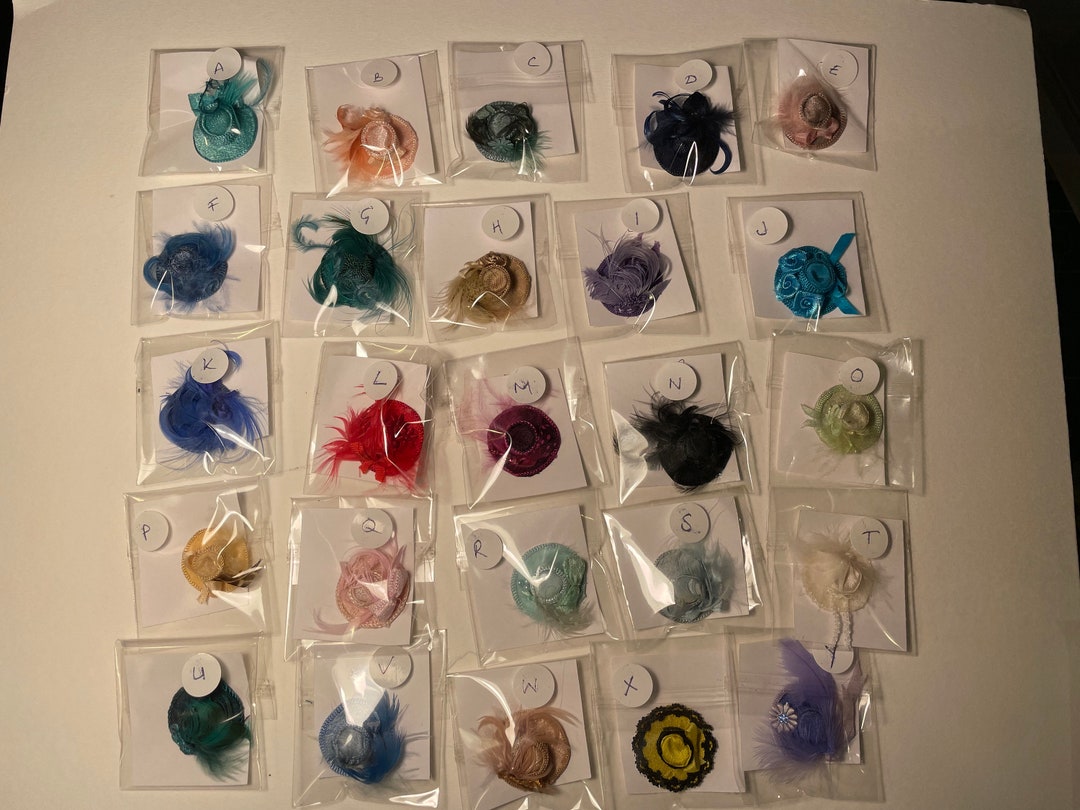 Dolls House Miniatures - Double 1/24th / 1:24th / Half Inch Scale HAT X ...