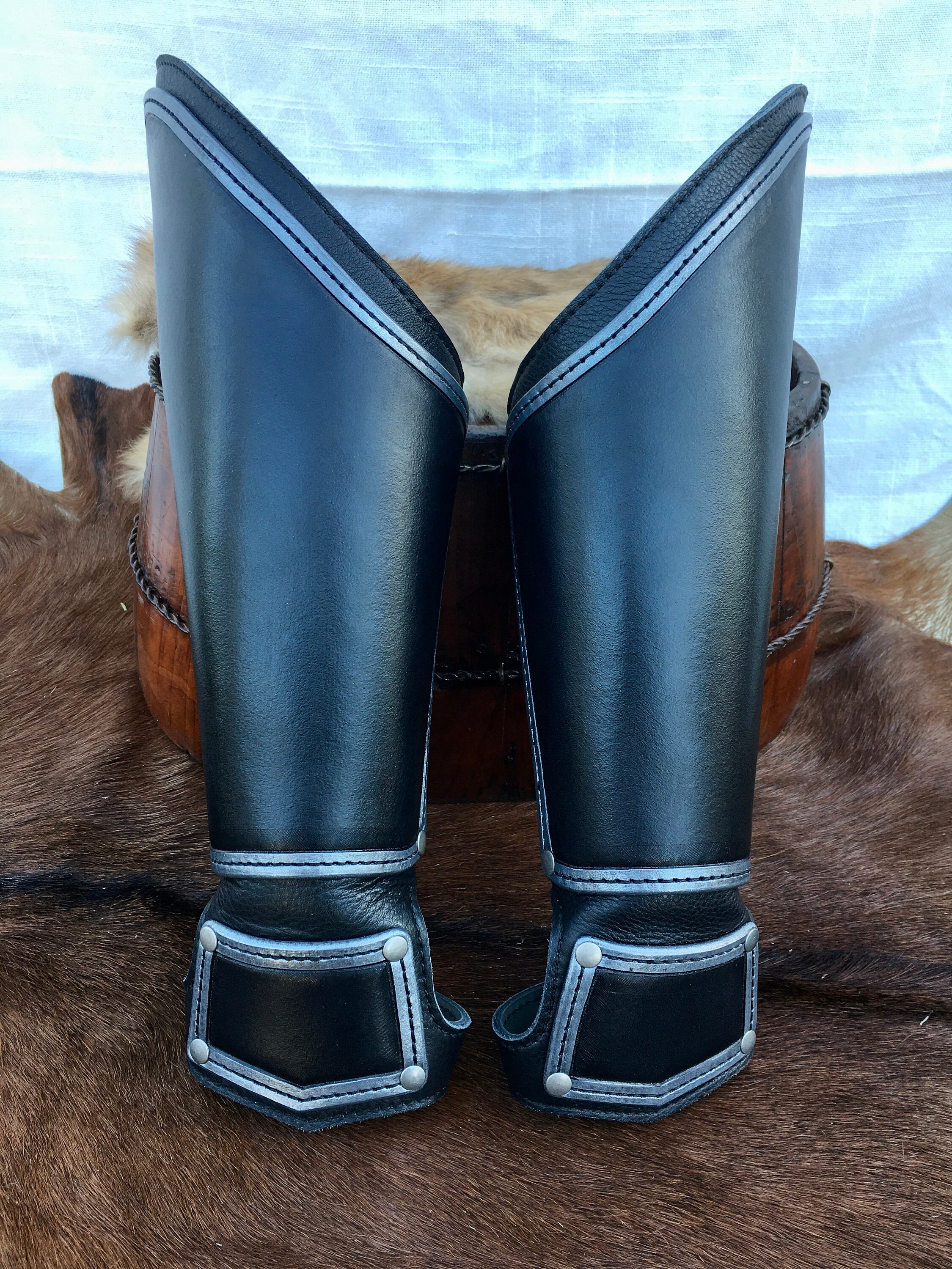 Heavy Leather Extended Gauntlets/bracers | Etsy