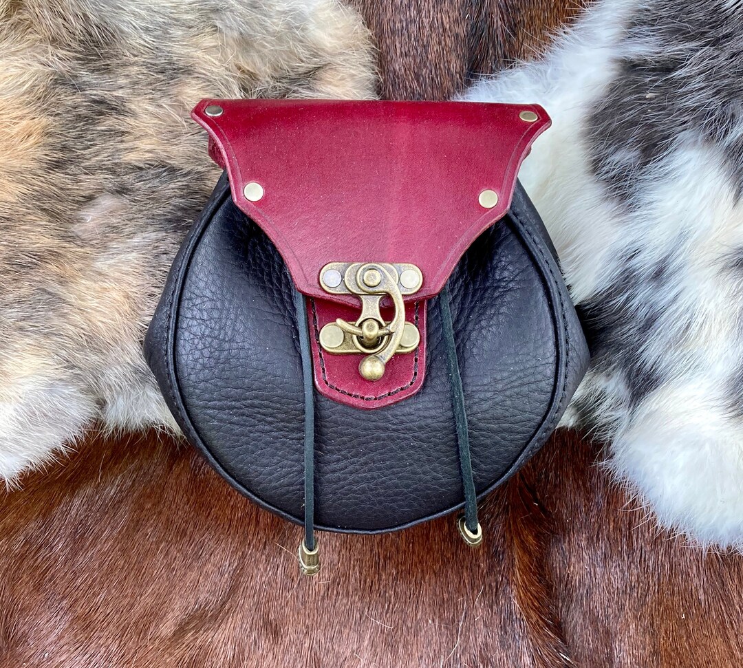 Handmade Leather Belt Pouch - Etsy Denmark