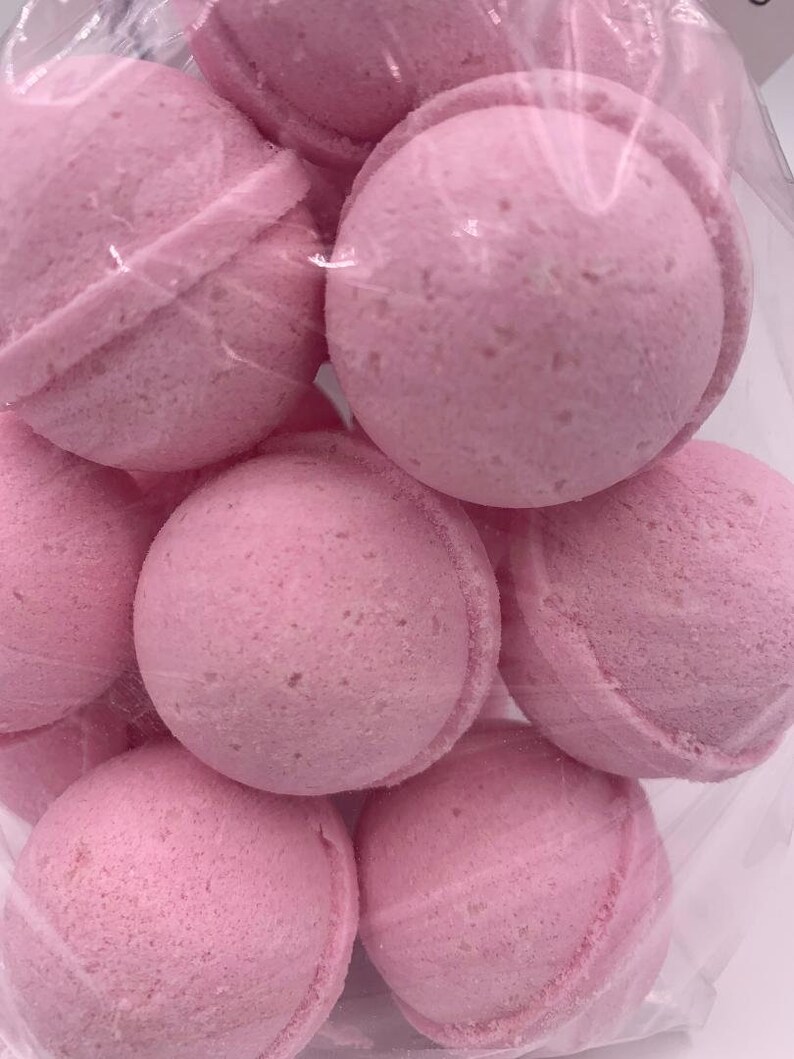 Handmade Bath Bombs: Moisturizing Spa Fizzies, Set of 14 - Etsy