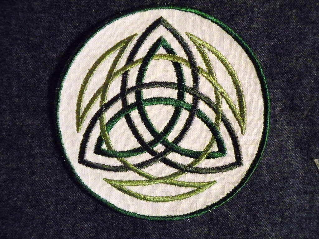 Celtic Trinity Iron on Patch- 4.5 Inch - Etsy