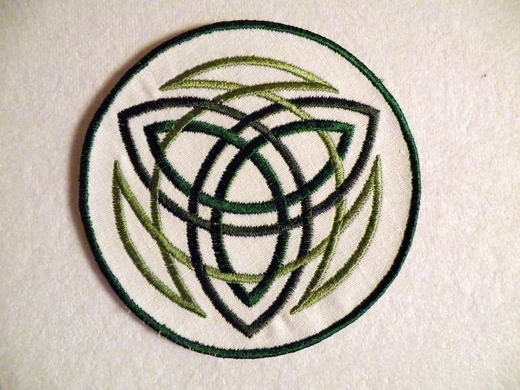 Celtic Trinity Iron on Patch 4.5 Inch - Etsy
