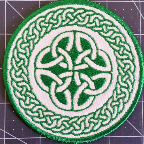 Shamrock Celtic Iron on Patch Applique St Patricks St | Etsy