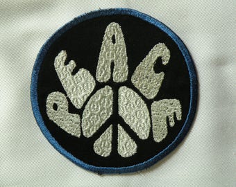 PEACE SIGN PATCH Iron-on Embroidered Anti-war Emblem Biker Applique ...