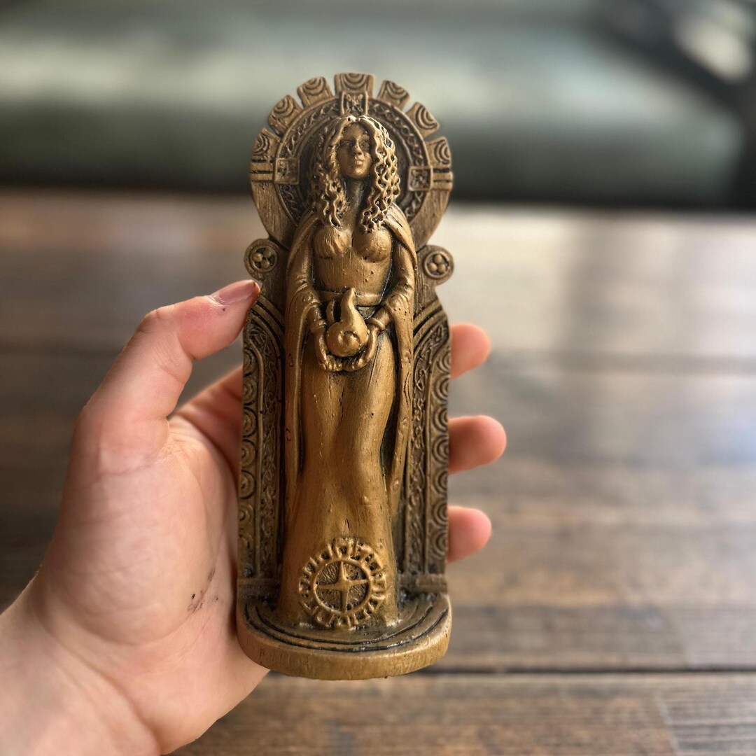 Brigid Celtic Goddess, Brigid, Brigid Statue, Irish Goddess, Imbolc ...