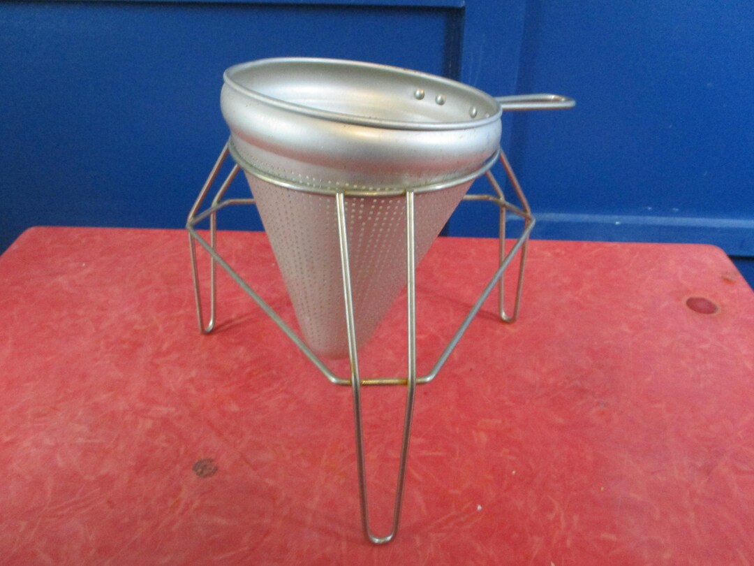 Vintage Aluminum Cone / Sieve / Colander With Stand Mid-century Kitchen ...