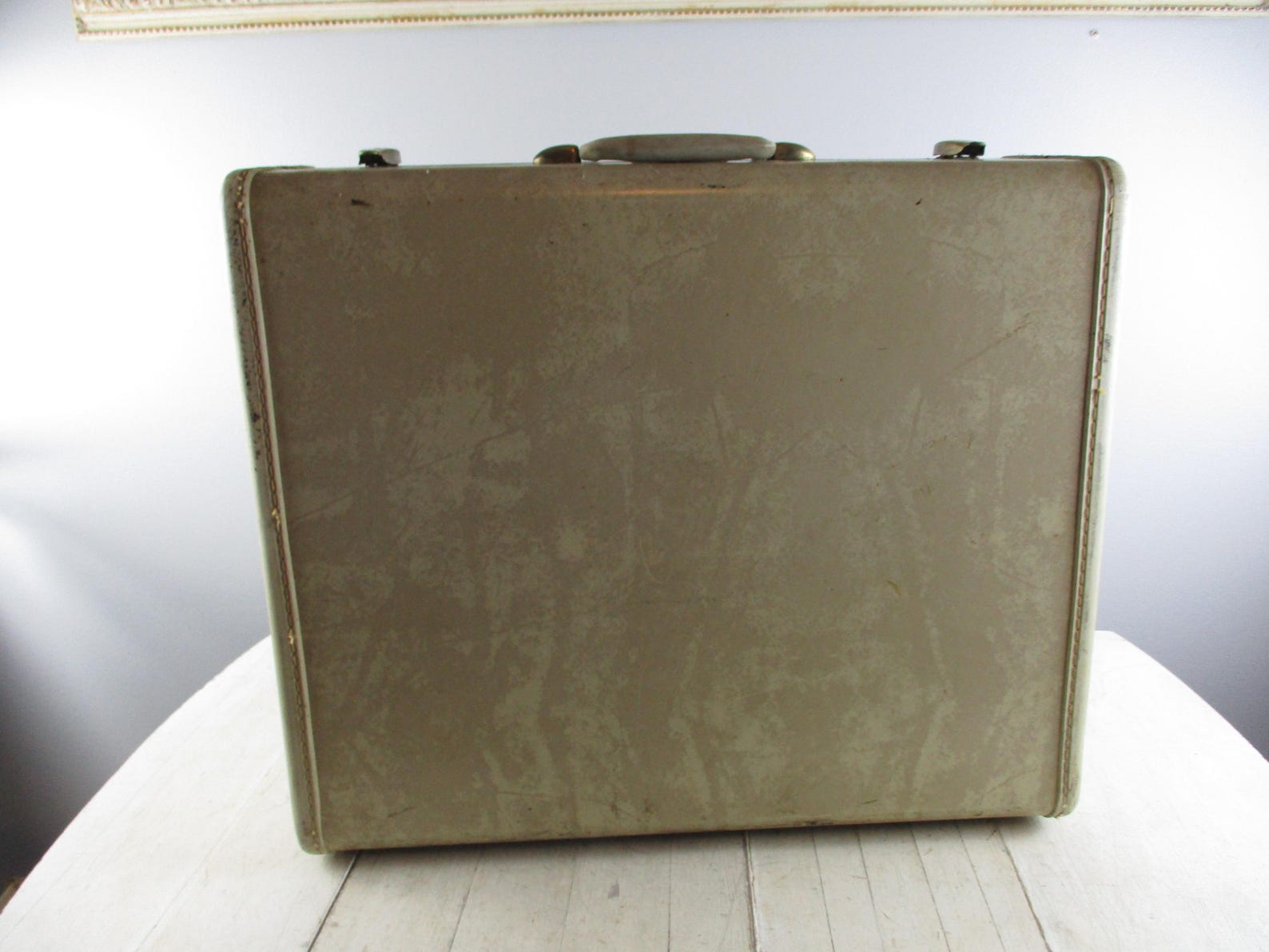 Samsonite Streamlite Suitcase Vintage 1960's or so Large Sized off ...