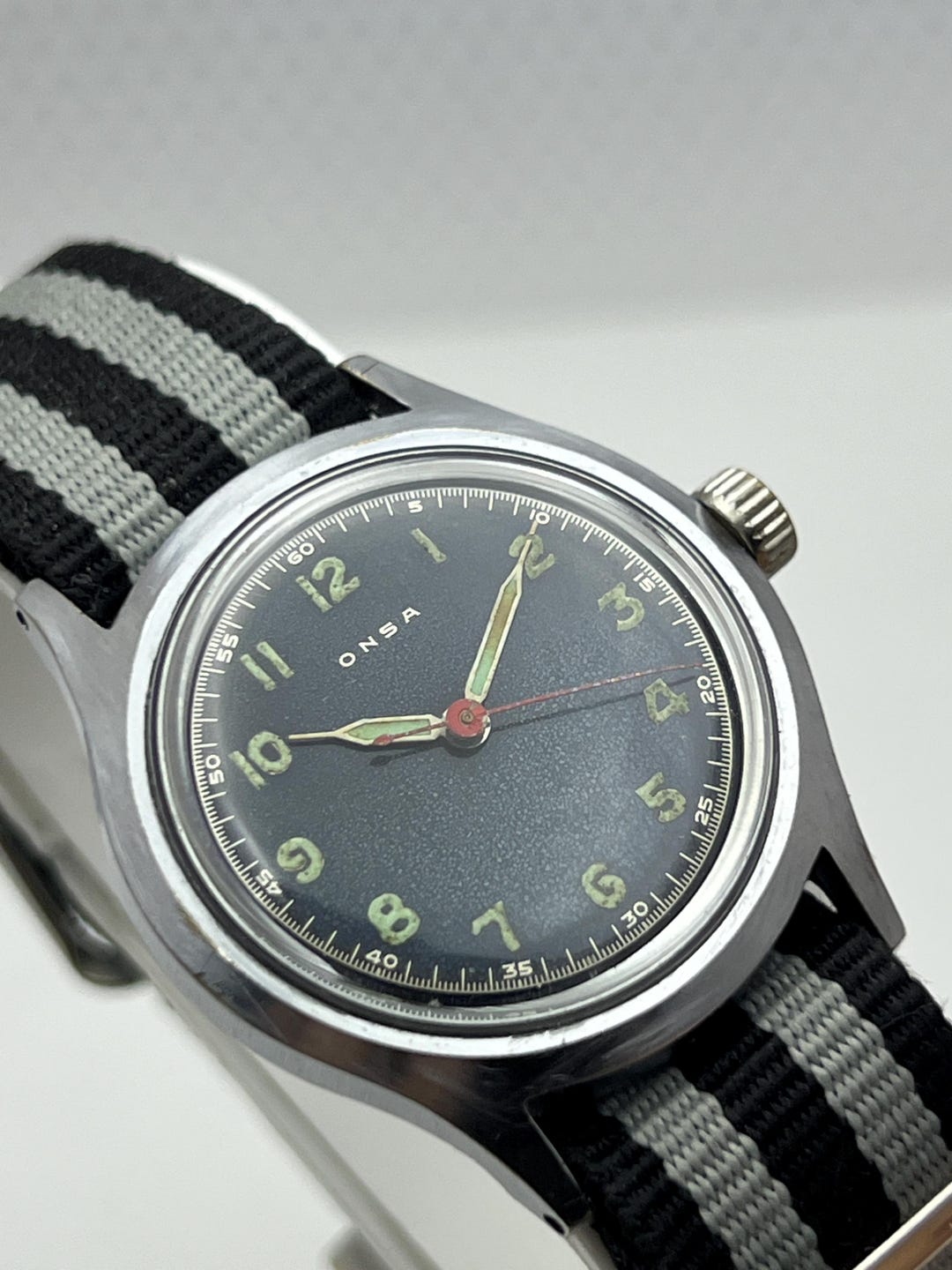 ONSA Military Brevet Watch: Swiss Made Mechanical, 1940s-50s - Etsy