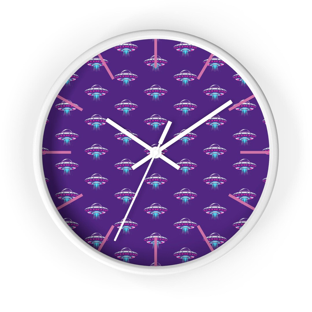 Retro UFO Wall Clock: Sci-fi Decor, Alien Timepiece - Etsy